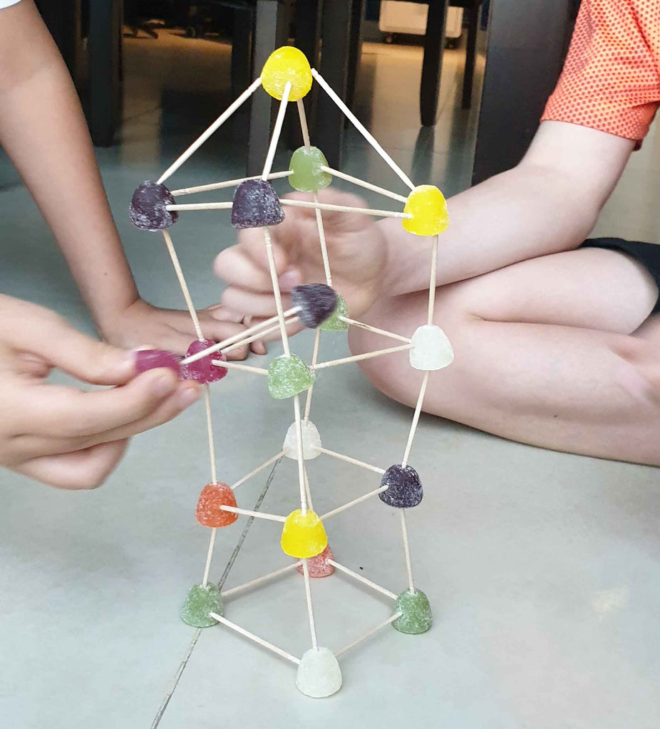 Box 5 -Incredible Craft Stick Challenges (6-9 years) – My Discovery Lab ...